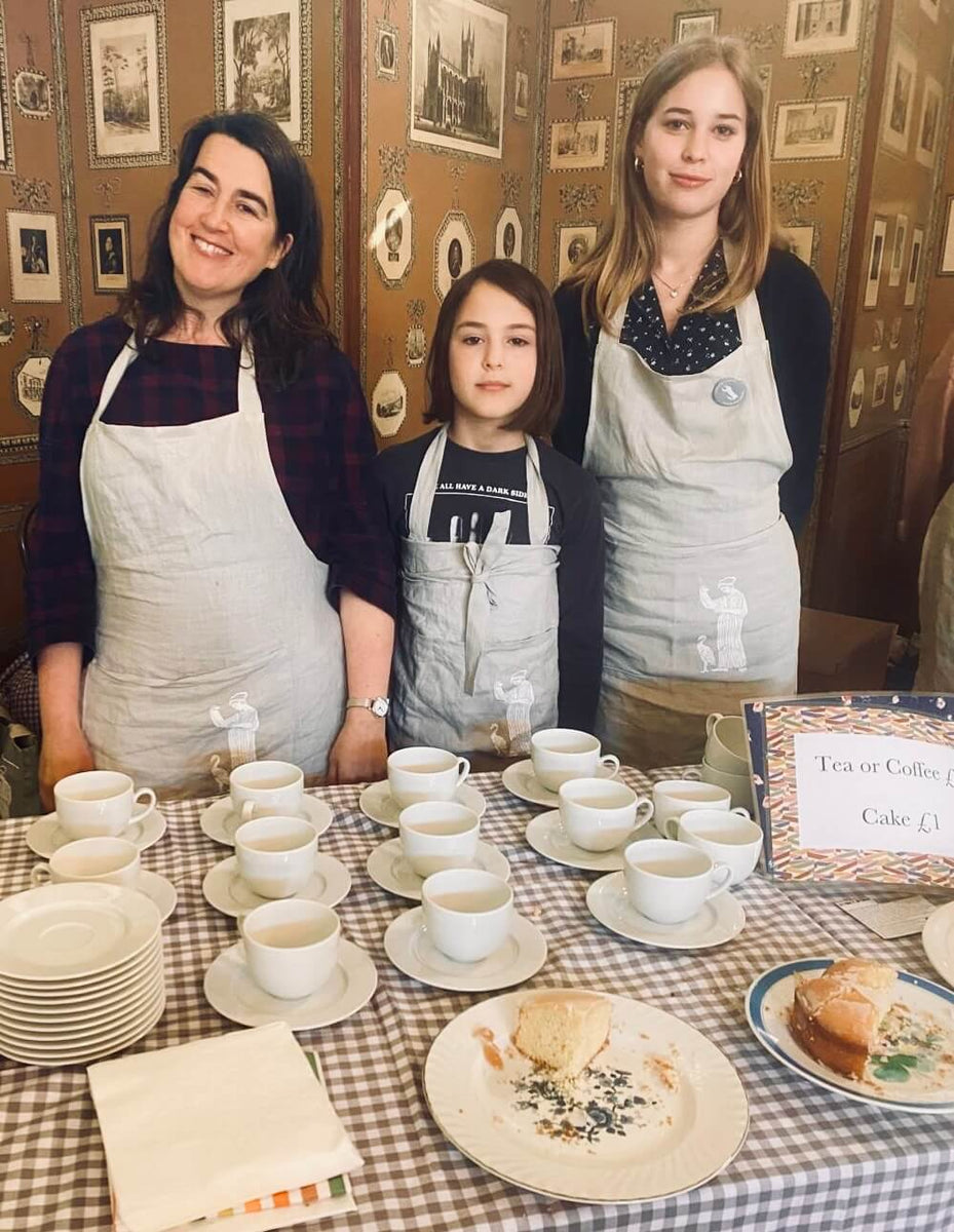 The Persephone Apron – Persephone Books